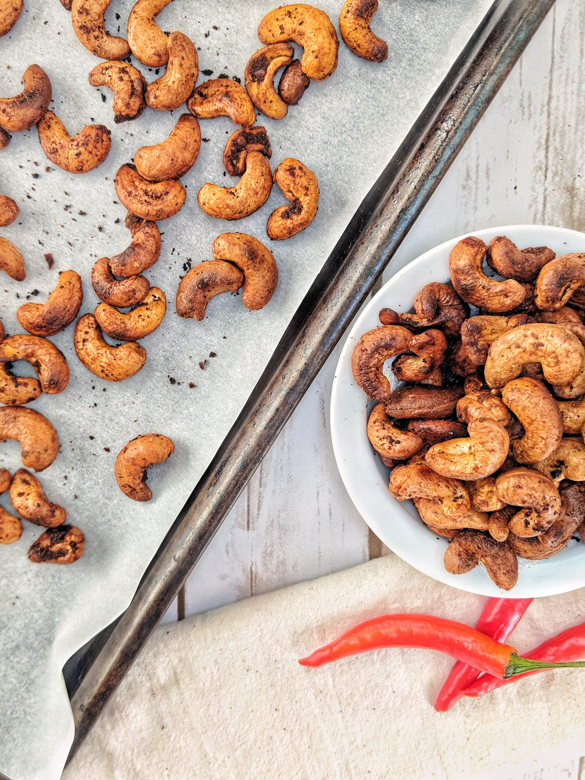 Paleo Spicy Thai Chili Roasted Cashews